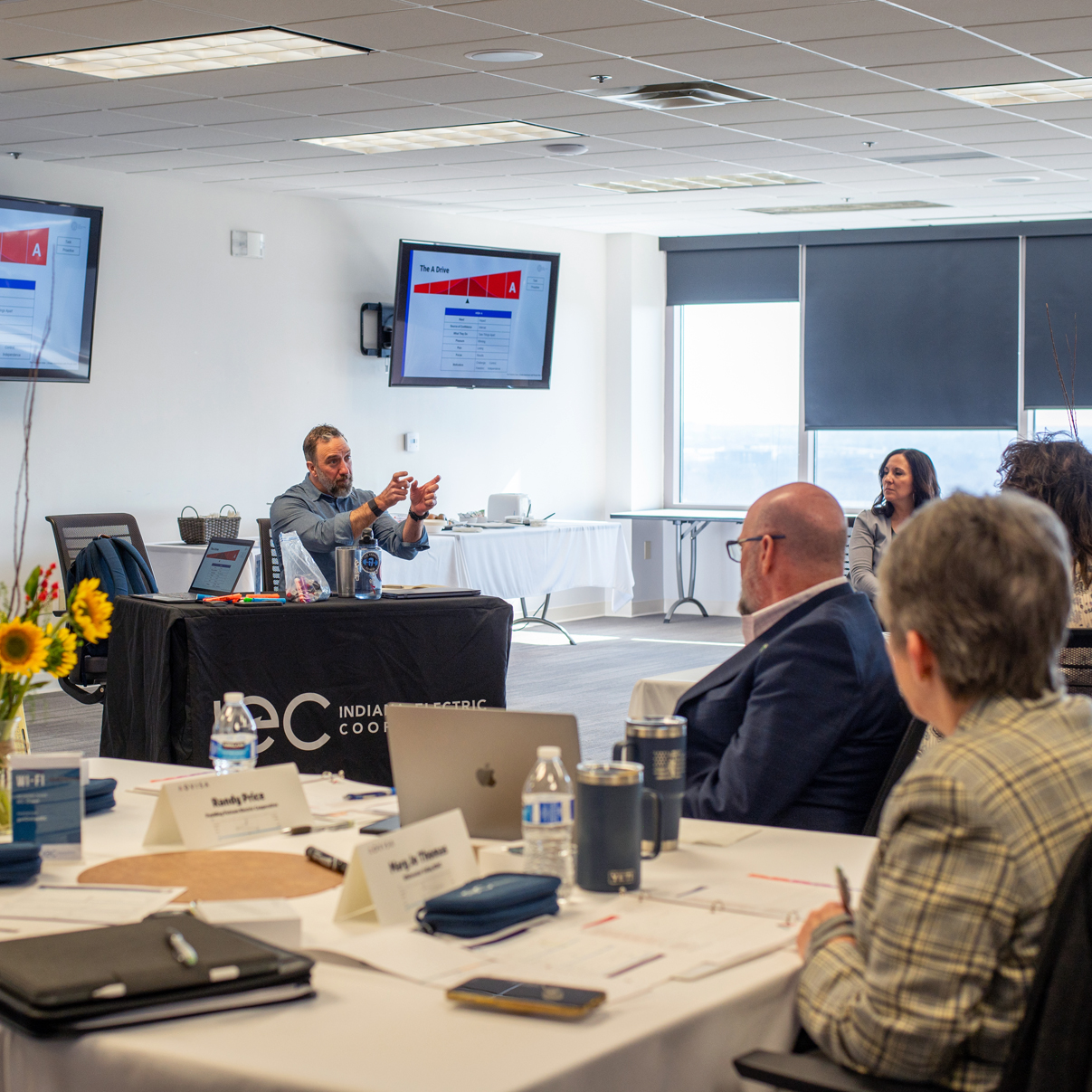 CEO Executive Roundtable - Indiana Electric Cooperatives
